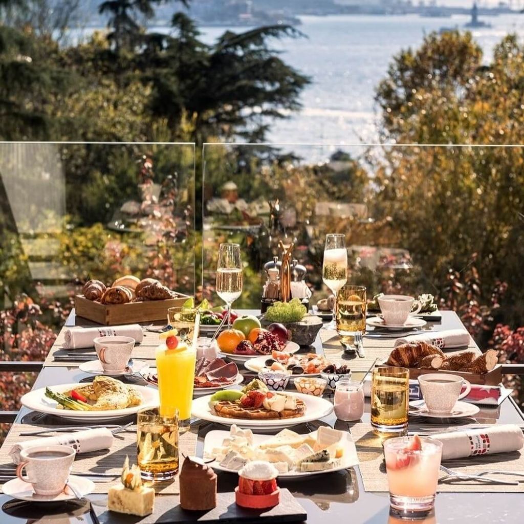 İstanbul’da En İyi 30 Kahvaltı Mekanı ve 2025 Fiyatları | Gezenti Anne