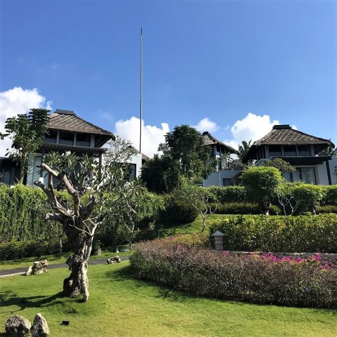 LUXURY ALL INCLUSIVE SAMABE BALI SUITES & VILLAS | Gezenti Anne