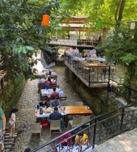 Maşukiye’de Dere Kenarında Köy Kahvaltısı, Şelale Restaurant 2025 ...