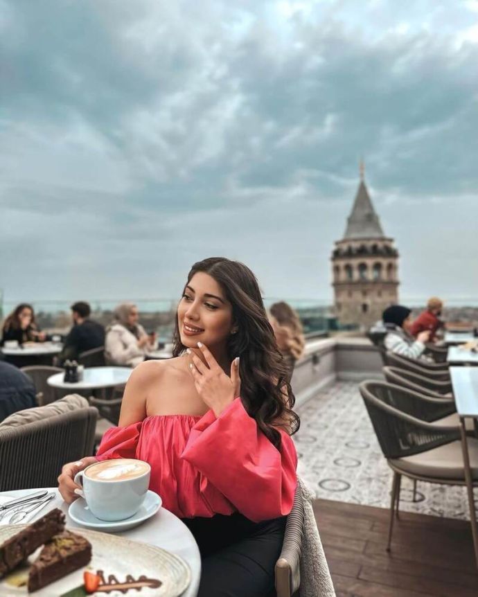 Galata’da Boğaz Manzaralı Açık Büfe Kahvaltı, BARNATHAN ROOF 2025 ...