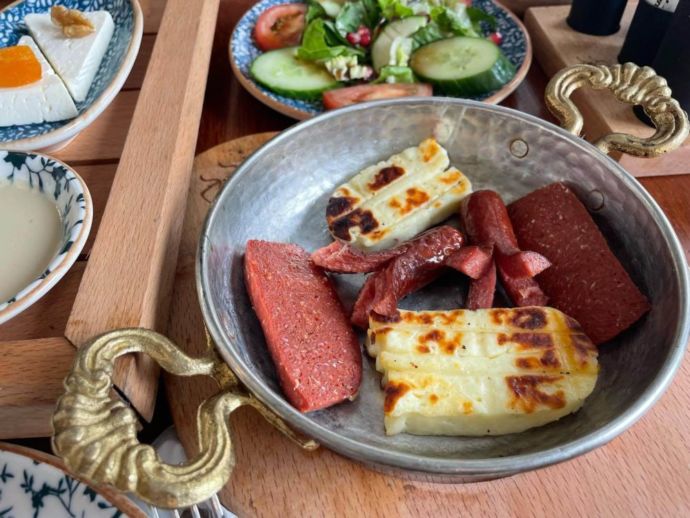 TRADITIONAL TURKISH BRUNCH IN LONDON FOR £15 | Gezenti Anne