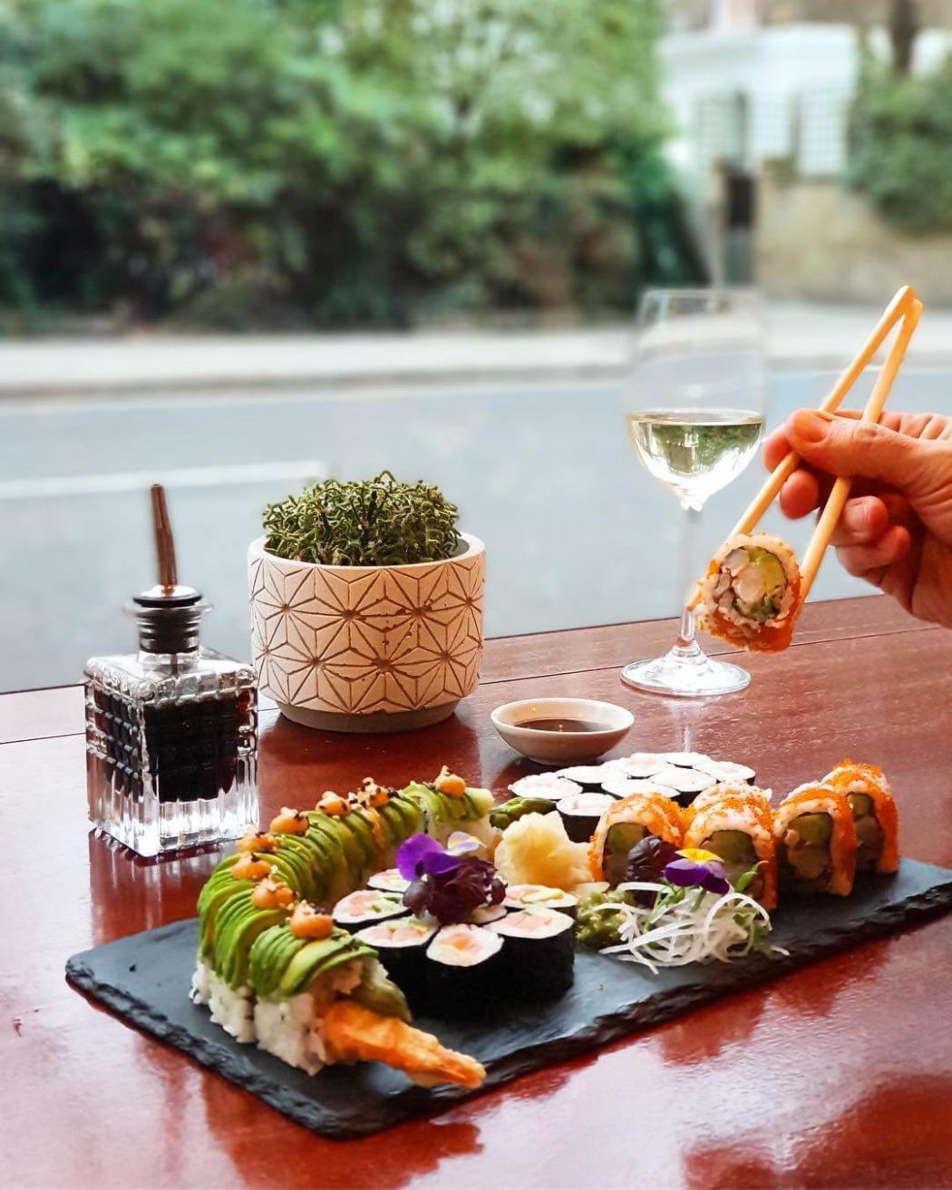 TOP 10 SUSHI RESTAURANTS IN LONDON | Gezenti Anne
